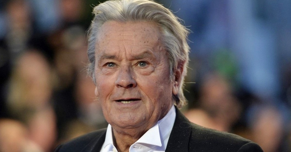 Így néz ki most Alain Delon három gyermeke, akik tovább viszik apjuk ...