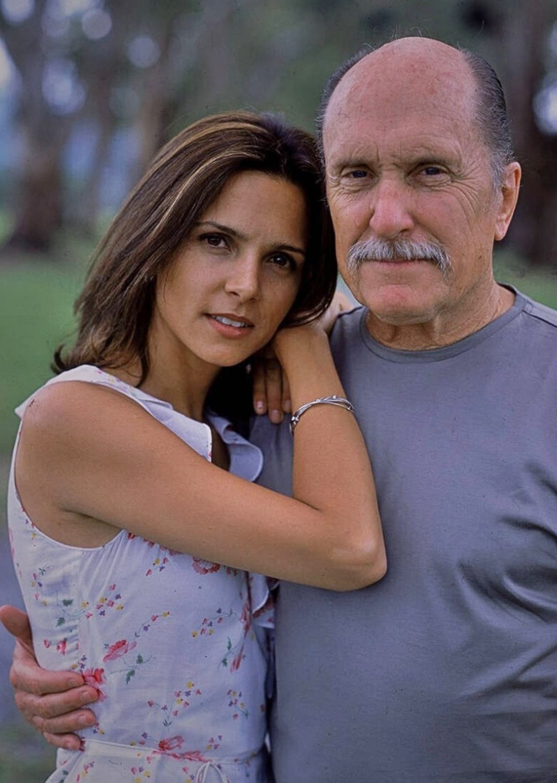 „Ő volt a mindenem” - Ő volt Robert Duvall 41 évvel fiatalabb felesége ...